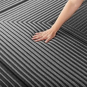 Beautyrest Black Hybrid LX-Class 13.5” Medium King Mattress, Cooling Technology, Supportive, CertiPUR-US, 100-Night Sleep Trial, 10-Year Limited Warranty