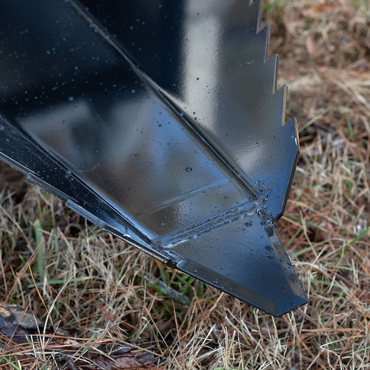 Titan Attachments Economy Series Skid Steer Stump Bucket Tree Scoop, Universal Quick Tach, HD Serrated Leading Edge, Ideal for Ripping Roots & Removing Smaller Tree Stumps, Light Construction