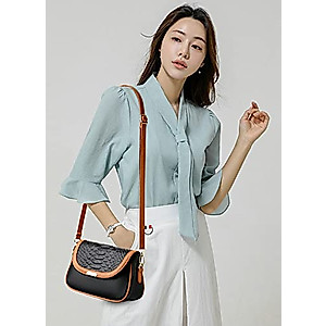 Soft Leather Crossbody Bag for Women Large Capacity Hobo Handbags Satchel Purse Chic Shoulder Bag Tote