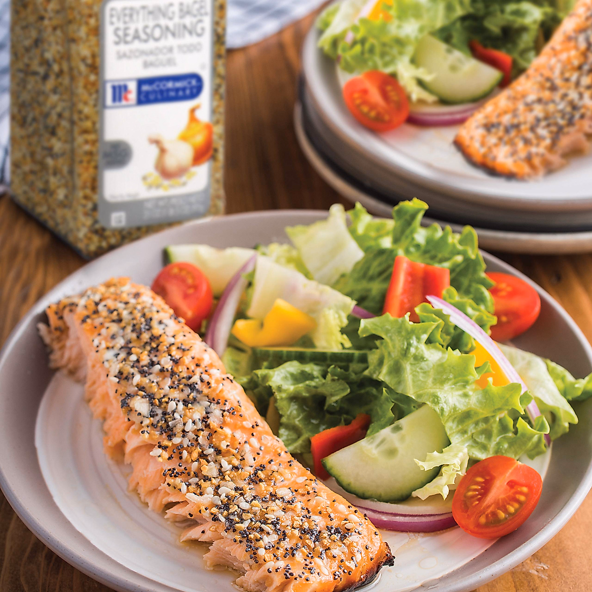 McCormick Culinary Everything Bagel Seasoning, 21 oz - One 21 Ounce Container of Everything Bagel Seasoning Blend of Poppy Seed, Sesame Seed, Garlic, Onion and Salt