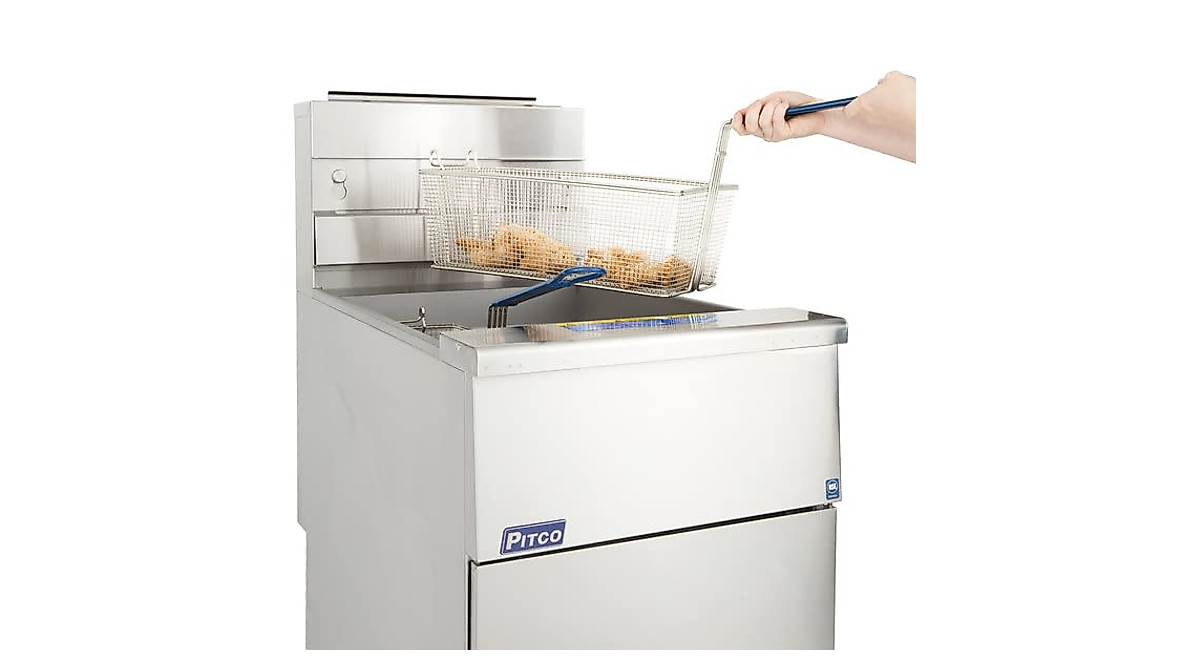 Pitco SG18-S 75 lb Stainless Steel Fryer - High Performance