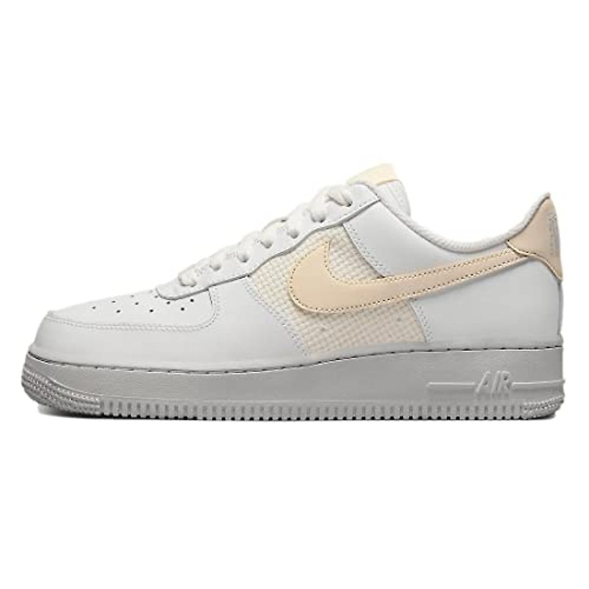 Nike Women's Air Force 1 '07 Shoe, Fossil, 8