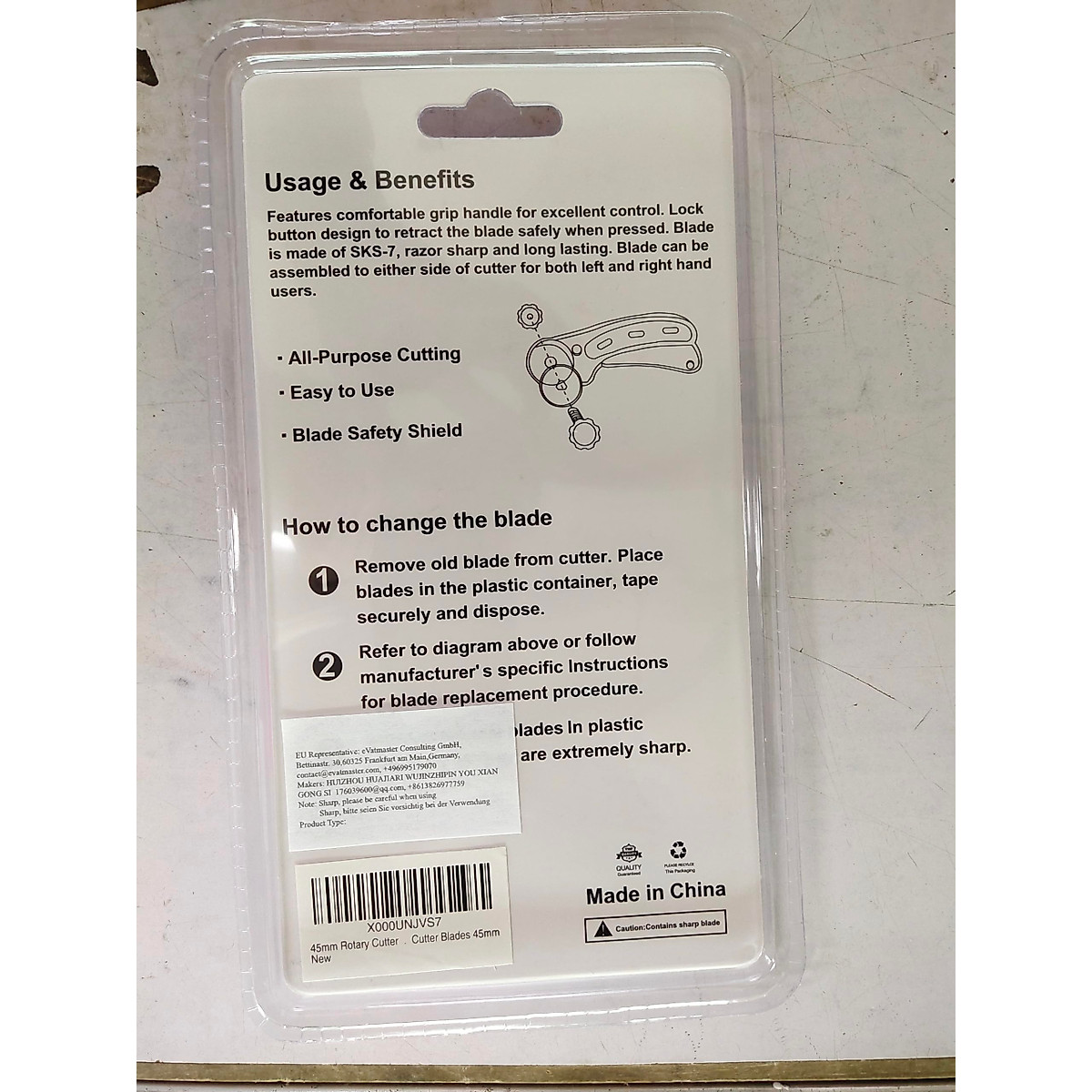 45mm Rotary Cutter with 5pcs Extra Blades, Ergonomic Handle Rolling Cutter with Safety Lock for Fabric, Leather, Crafting, Sewing, Quilting, Fabric Rotary Cutter Perfect for Left & Right Hand(Pink)