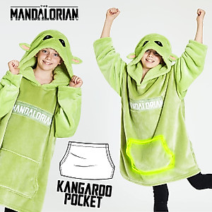Disney The Mandalorian Blanket Hoodie for Boys Teens, Baby Yoda Fleece Wearable Blanket (Green)