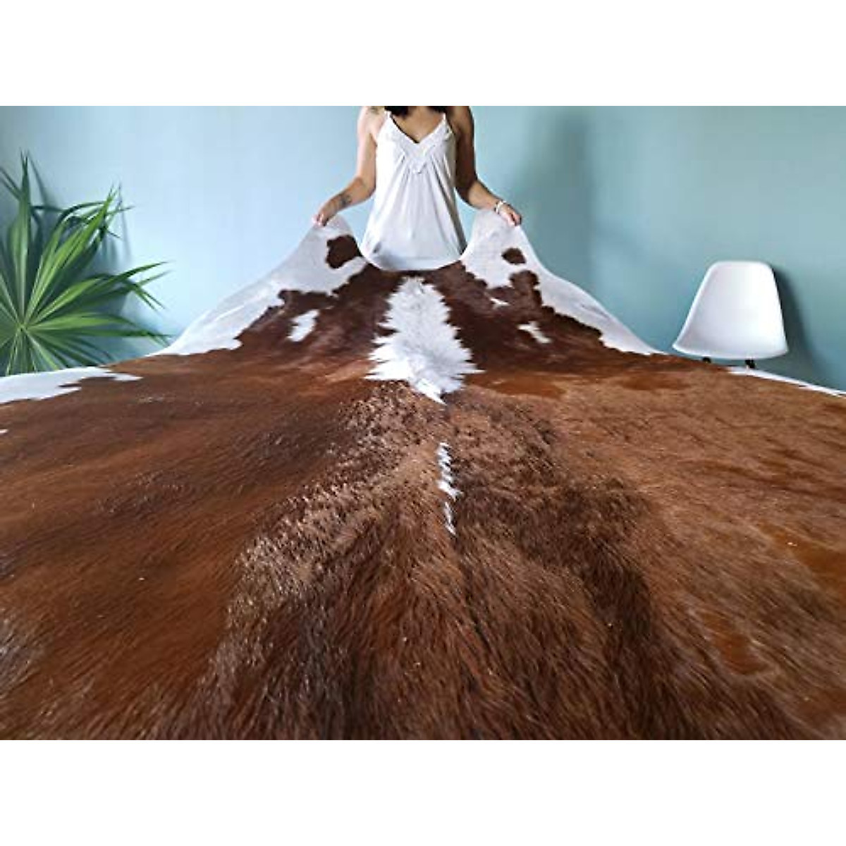eCowhides Hereford Brazilian Cowhide Area Rug, Cowskin Leather Hide for Home Living Room (Large) 6 x 6 ft