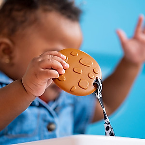 Bright Starts Cookies & Teethe 2-in-1 Rattle and Teether Activity Toy, Soothe Sore Gums, Entertain Baby with Rattle Toy, Unisex, 3 Months+