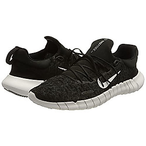 NIKE Women's Race Running Shoe, Black White Dk Smoke Grey, 6.5