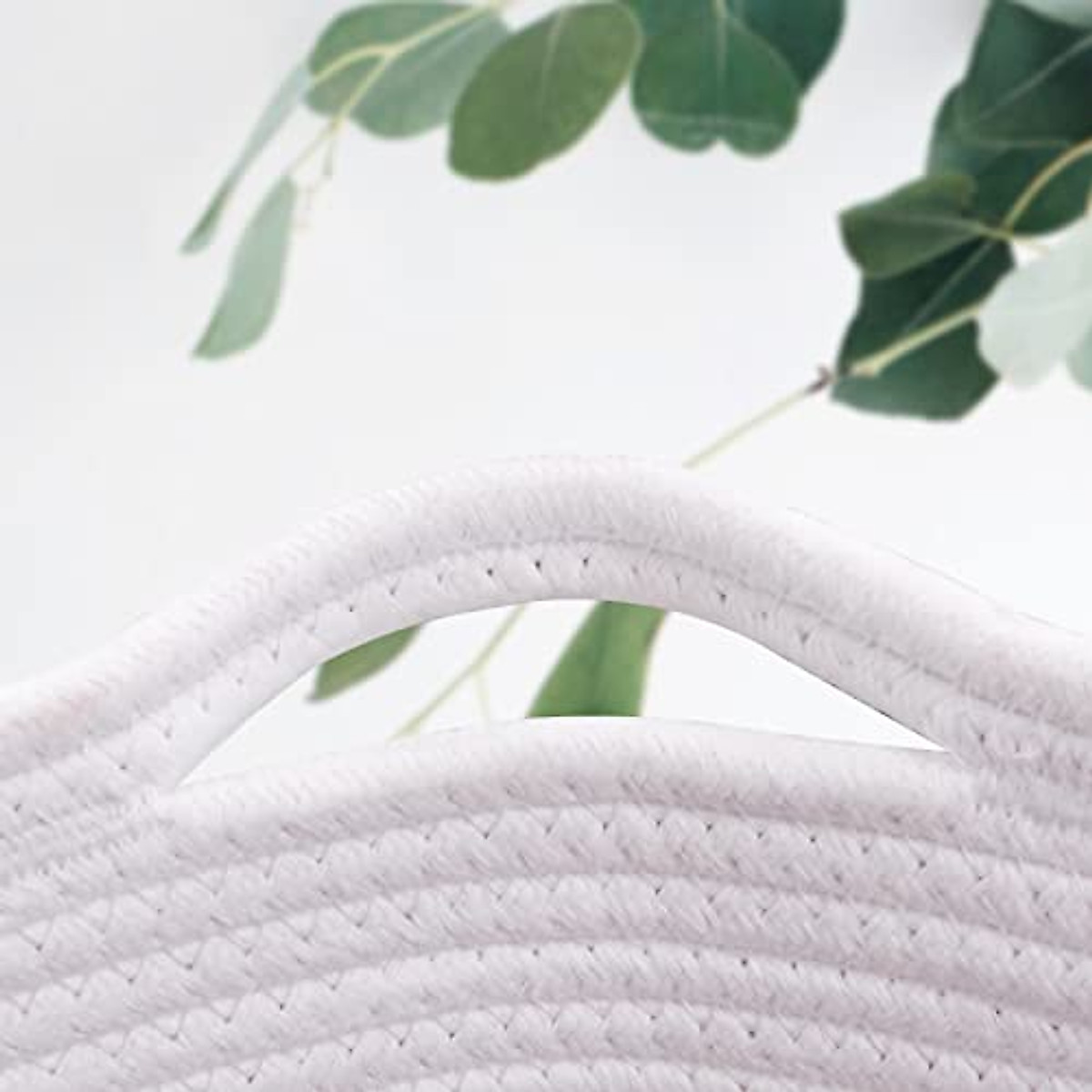 Rope Basket Woven Storage Basket 17.3x 15 x 14.1 Inches Cotton Blanket Organizer Laundry Basket Large，Baby Nursery Containers White Home Decor Gift