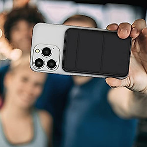 Yiisonger Magnetic Wireless Portable Charger, Foldable 10000mAh Battery Pack with USB-C Cable LED Display, Magnetic Power Bank 22.5W PD Fast Charging for iPhone 14/13/12/Pro/Mini/Pro Max（Black）