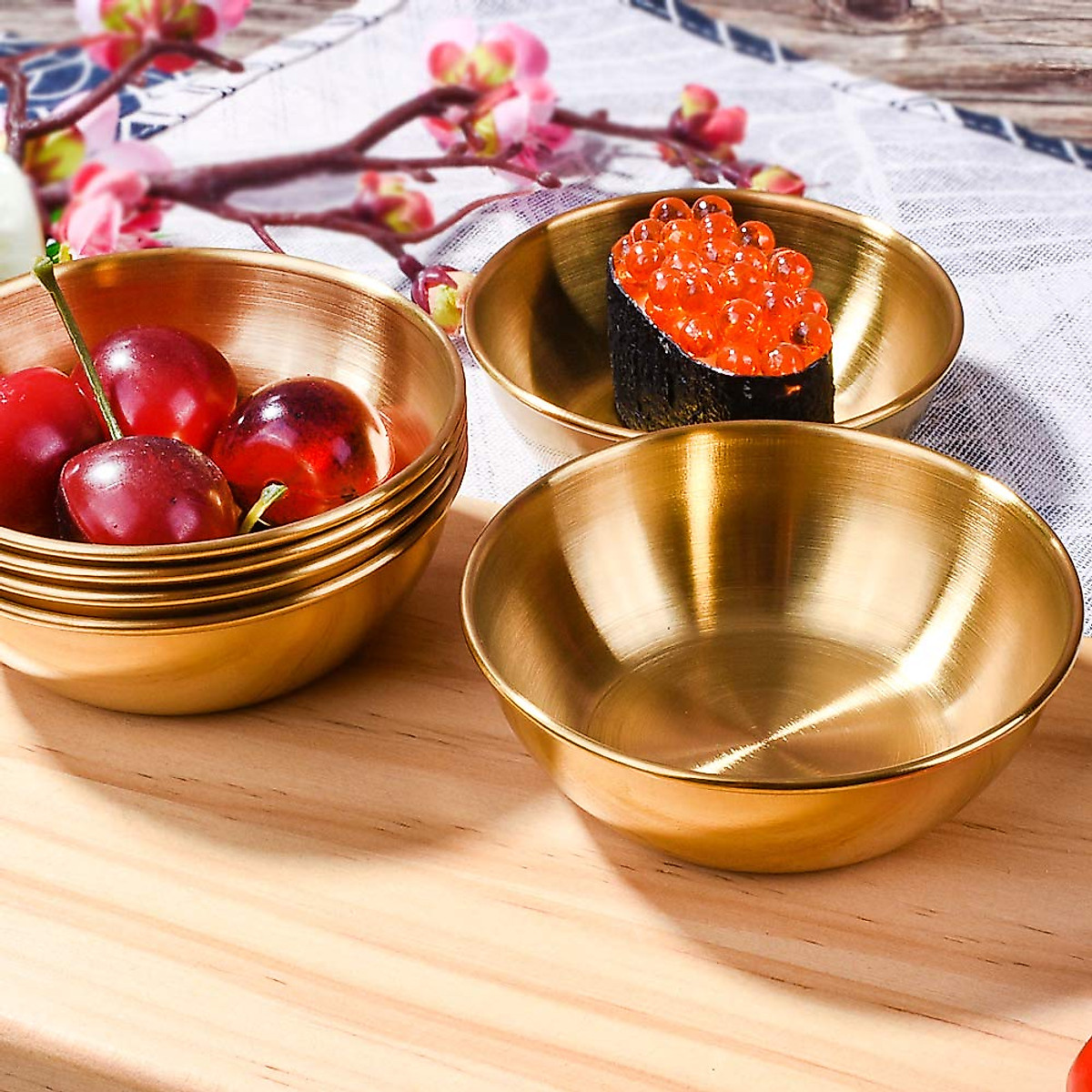 LMRLCS 6pcs Stainless Steel Soy Sauce Dishes, Round Seasoning Dishes, Sushi Dipping Saucers Bowl Mini Appetizer (Gold)