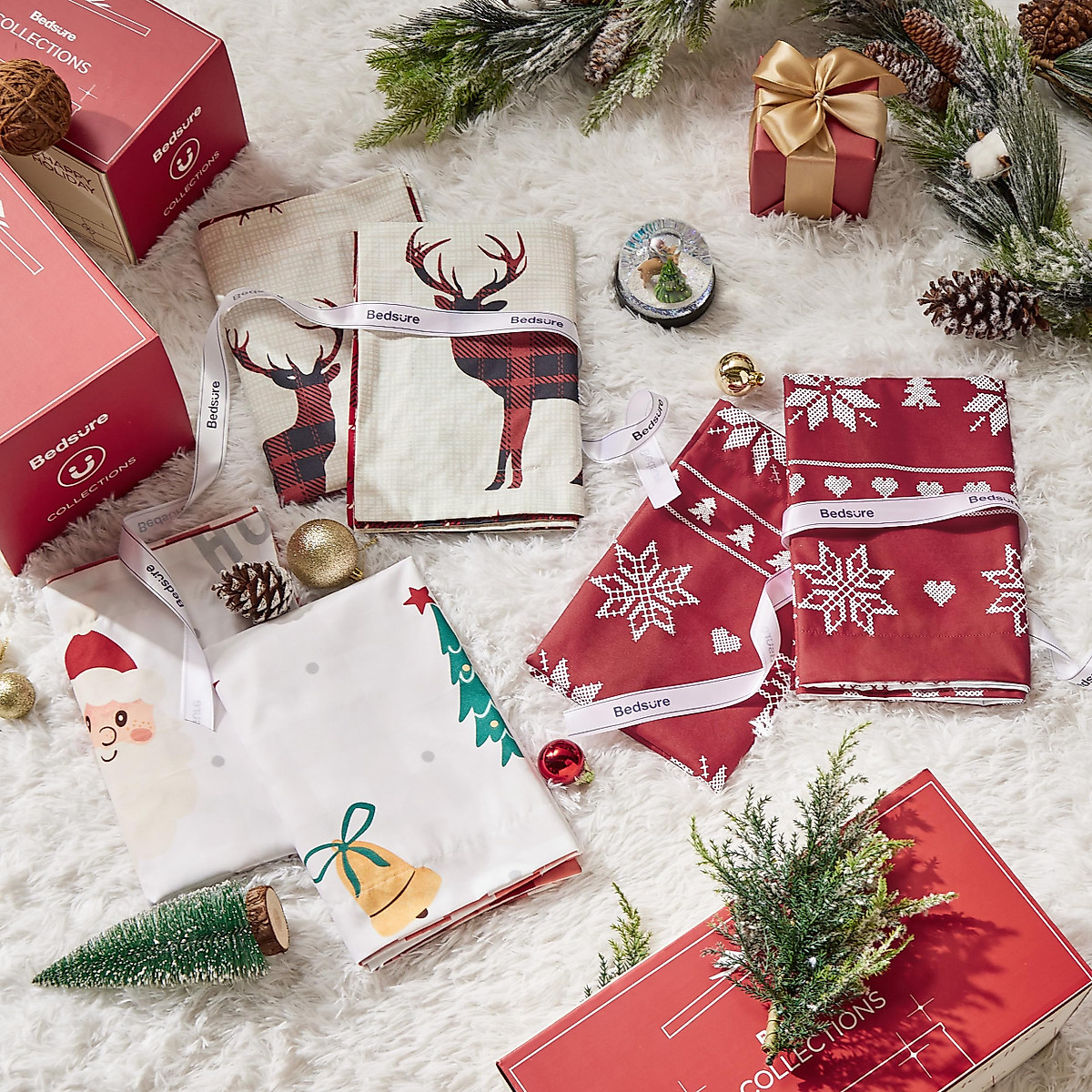 Bedsure Christmas Duvet Cover Queen - Holiday Bedding Collection Featuring a Christmas Snowflakes Pattern, Includes 1 Duvet Cover and 2 Pillow Shams (Queen, Snowflake)