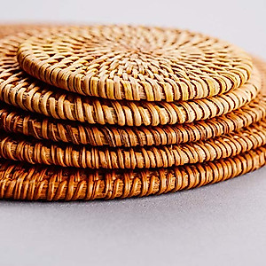 Rattan Trivets for Hot Dishes,Set of 5 PCS Kitchen Hot Pads for Coutertops,Pots and Pans,Decorative Woven Wood Place Mats for Dining Table,Heat Resistant Holders,Round Diameter 7.08" (Natural Gold)