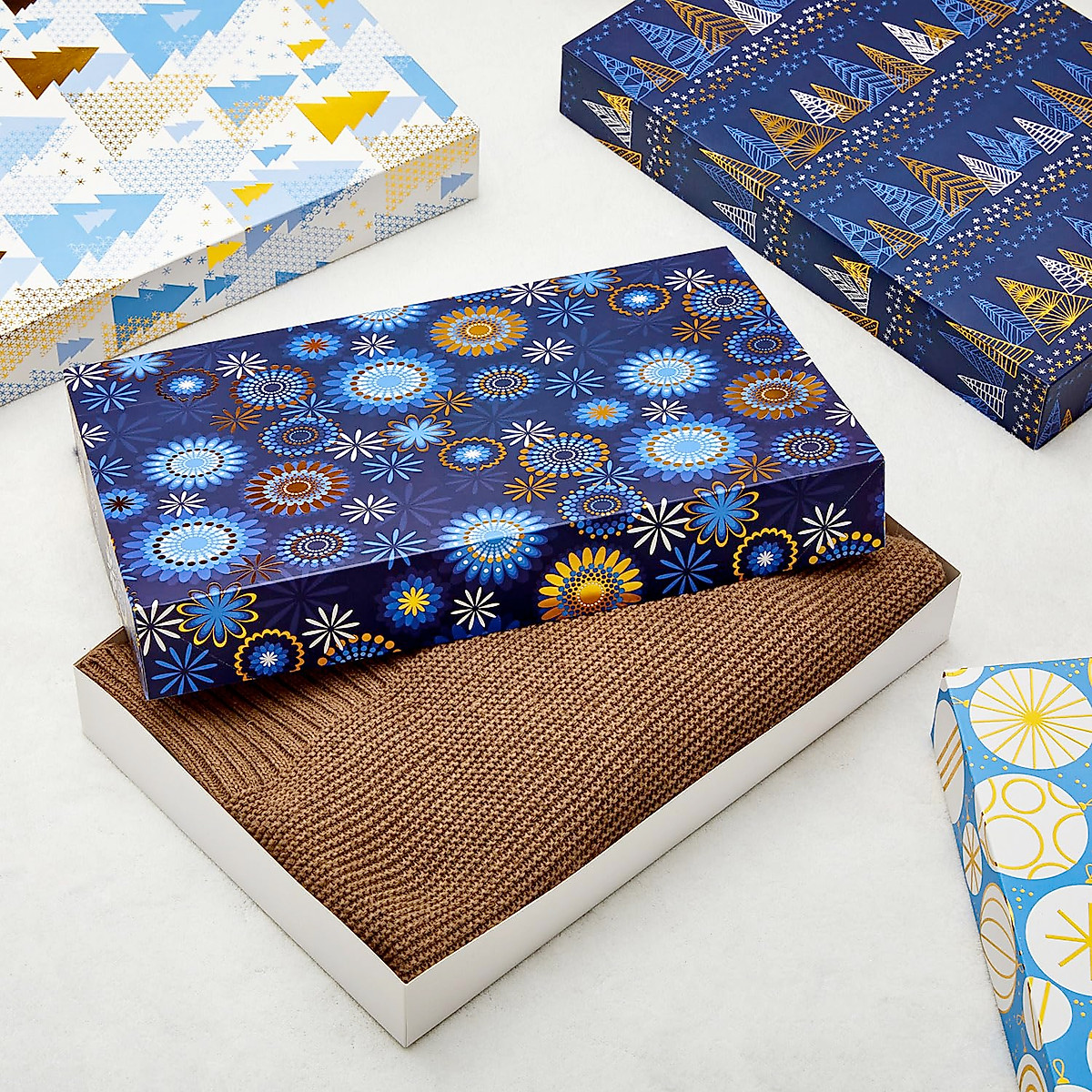 SUNCOLOR 12 Pack 14" Blue Large Christmas Gift Boxes With Lids For Clothes Presents