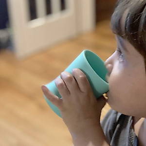 otterlove Natural Grip Silicone Cup (Smoke) + Waterproof Silicone Bib (Island Sea) Bundle