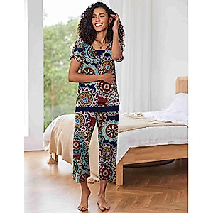 Ekouer Womens Pajama Set Summer Sleepwear Tops with Capri Pants Set Comfy Casual Prints Pj Sets