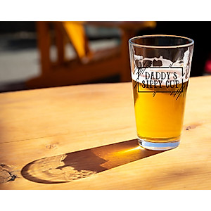 Daddy’s Sippy Cup Beer Glass - Funny New Dad Gifts for First Time Parents - Unique Christmas, Fathers Day, or Birthday Gift for Expecting Father - 16oz Premium Beer Mug