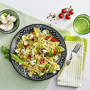 Coloch 4 Pack 8.5 Inch Ceramic Salad Plates, Black and White Floral Dessert Plate Reusable Snack Serving Plate for Pasta, Fruits, Sandwiches, Bar, Home Use, Microwave and Dishwasher Safe