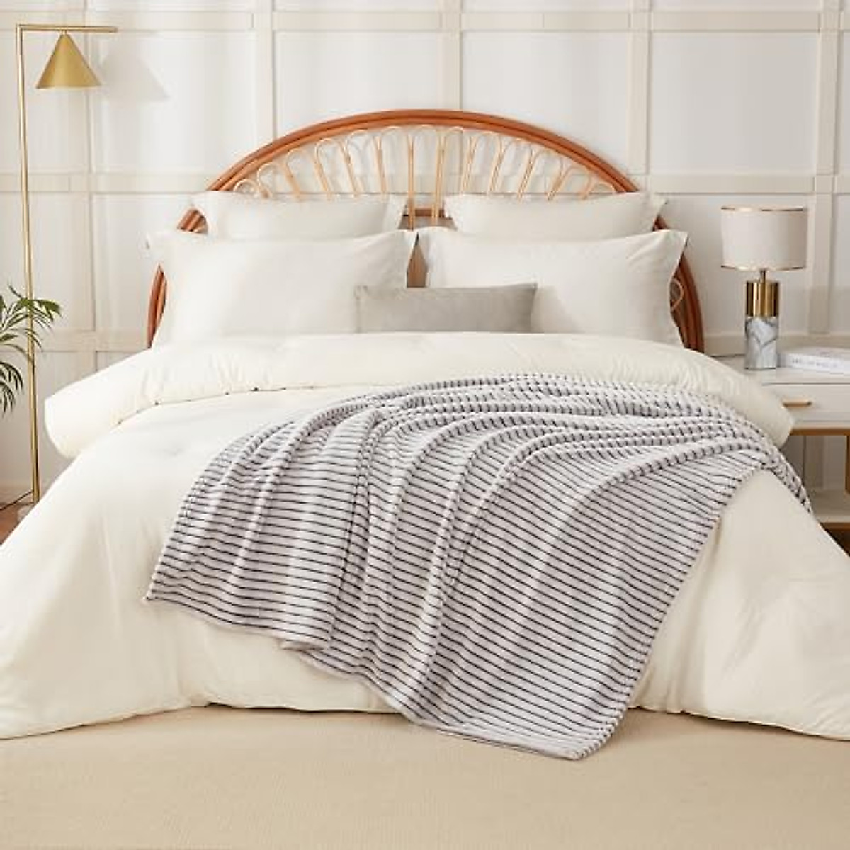 EMME Fleece Throw Blanket for Couch Purple, Soft, Plush, Warm and Cozy Blanket, Single Layer, Striped 3D Touch, Perfect for Bed Couch and Sofa Chair(Dark Purple, 50'' x 60'')