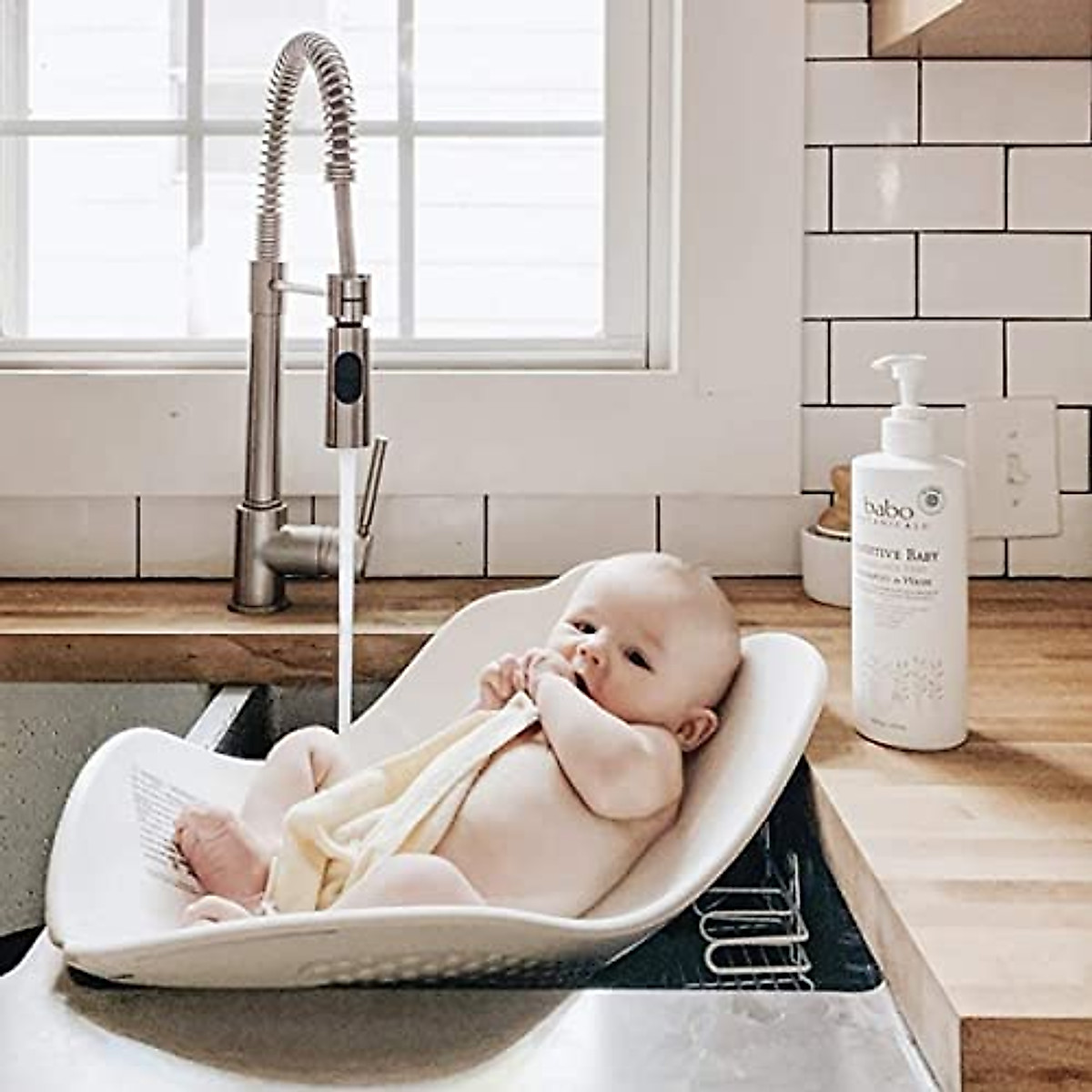 Babo Botanicals Sensitive Baby Fragrance-Free 2-in-1 Shampoo & Wash - with Natural Oat Protein, Shea & Cocoa Butter - EWG Verified & Hypoallergenic - 16 fl. oz.