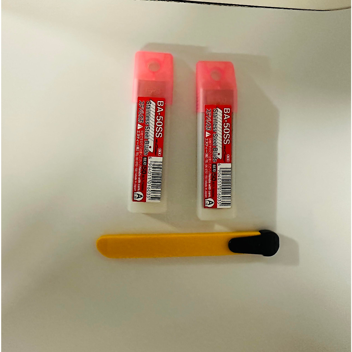 NT-00101 - (Case of 2 units) NT BA-50SS Stainless Steel Snap Blades (50 blades per unit) with additional cutter