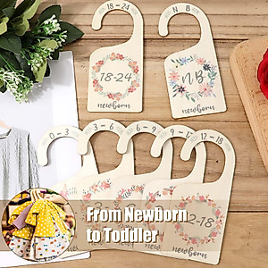 7pcs Baby Clothes Dividers for Closet, Beautiful Month Wooden Baby Closet Dividers Organizers from Newborn to 24 Months Nursery Closet Divider Hangers with Wreath Decoration for Infant Wardrobe