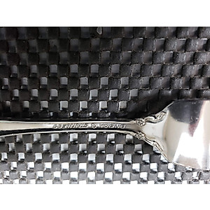 Oneida Satin Dover Butter Knife