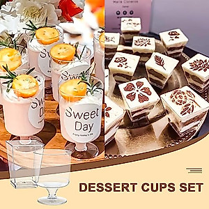 mwellewm 300 Packs Dessert Cups with Spoons, 5 OZ Mini Clear Plastic Dessert Parfait Cup for Party, Square Dessert Shot Glasse Round Goblet Small Reusable Fruit Ice Cream Pudding Appetizer Cup Bowls