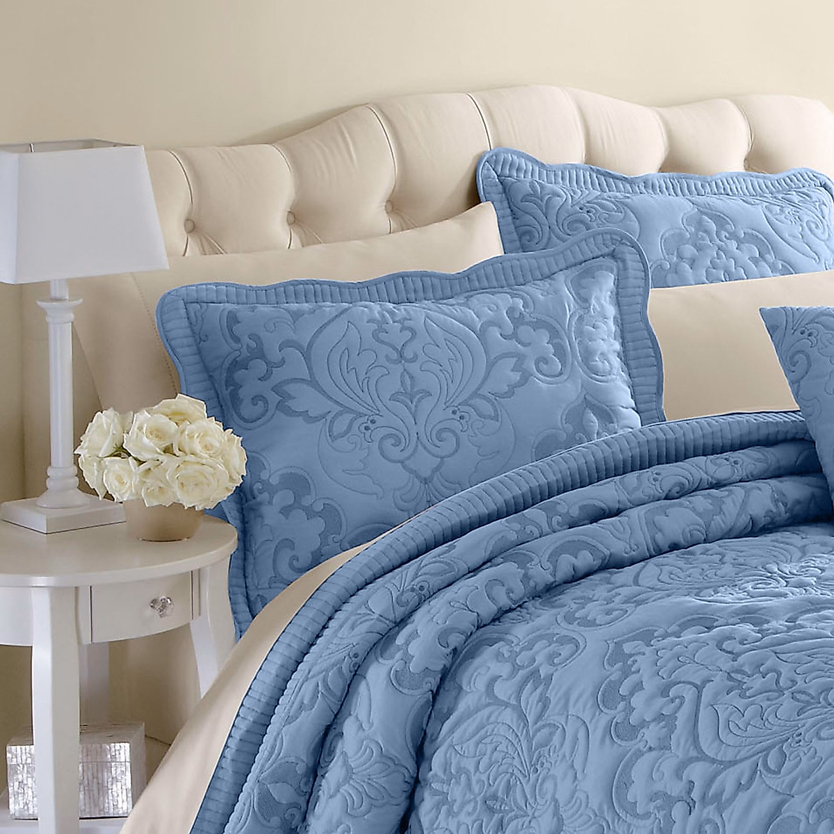 BrylaneHome Bedding Lightweight All Season Modern Amelia Quilted Damask Oversized Ultra Soft Bedspread - Full, Honey Gold