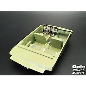 AMT 1965 Pontiac GTO Hardtop Craftsman Plus 1:25 Scale Model Kit