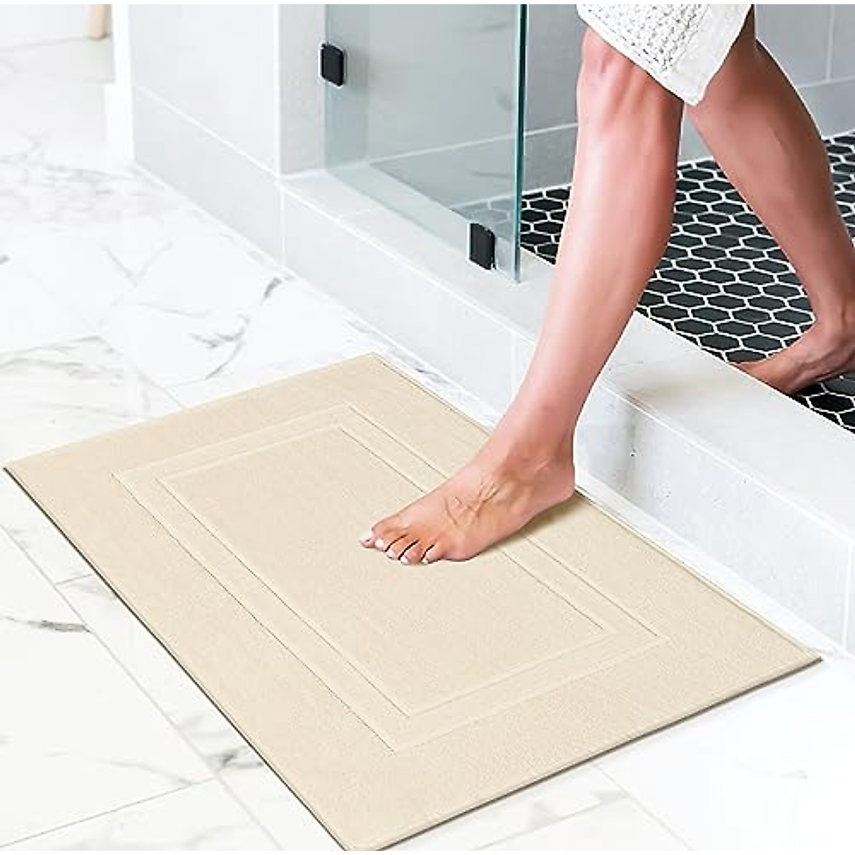 GLAMBURG Premium Cotton 20x32 inch 2-Pack Bath Mats - 100% Ringspun Cotton - Luxury Hotel & Spa Quality - 800 GSM - Durable Soft Highly Absorbent - Machine Washable - Ivory