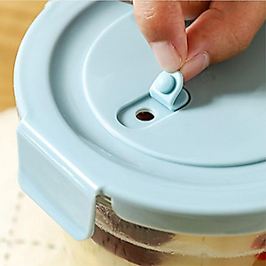 binsakao Glass Food Storage Containers, 21 oz Glass Soup Containers with Lids, Meal Prep Container Glass Bowls, Freezer, Microwave and Dishwasher Safe - Pack of 4 (Clear)