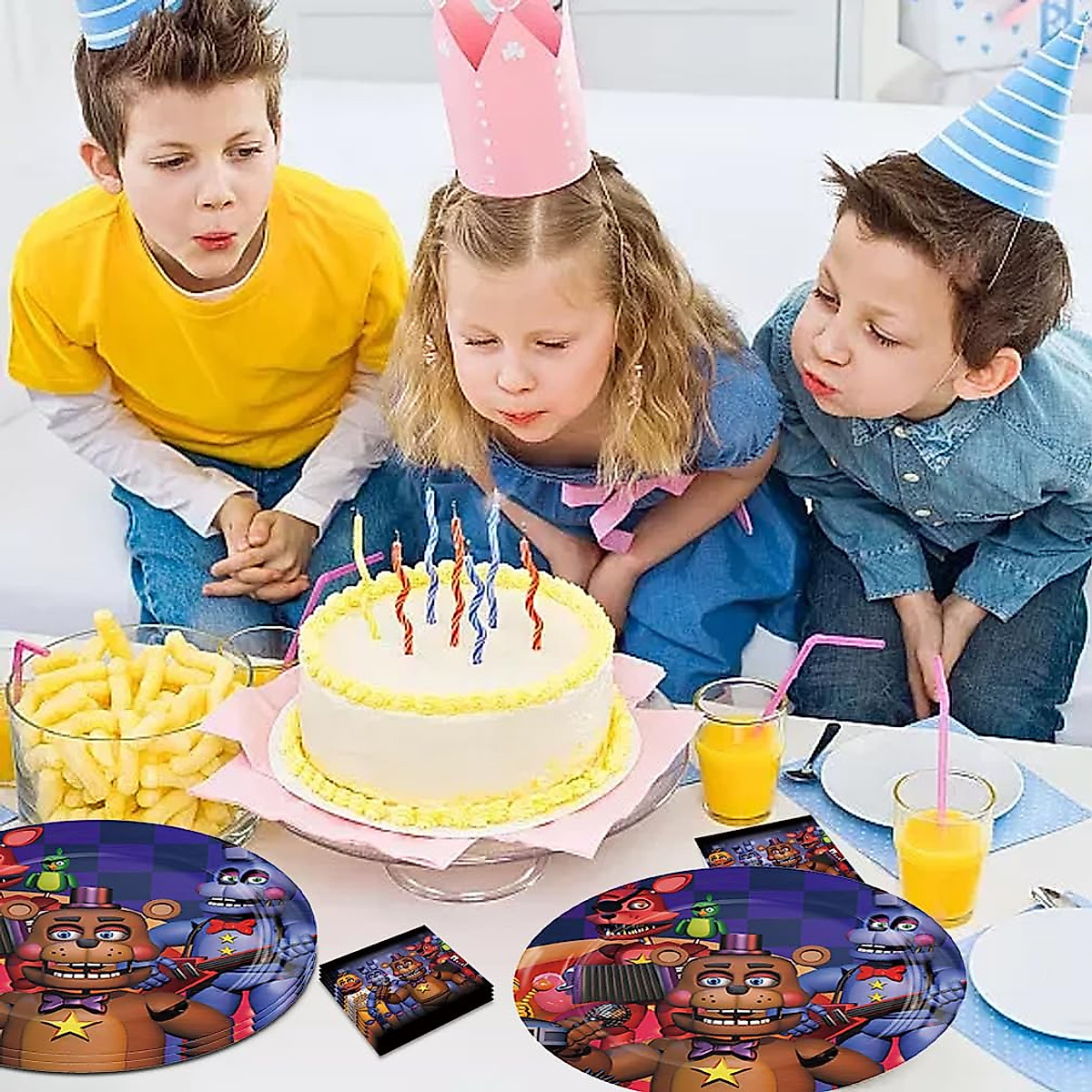 40 Pack Five Nights Party Supplies - 20 Plates & 20 Napkins for Birthday Party Decoration
