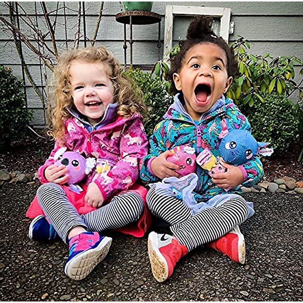 Squeezamals Mystery Black Box Collector Pack- 6 Exclusive Characters- The Mystery is 100% of The Fun! Perfect for Your Little One to Surprise with These Mini plushies! Peel and Reveal