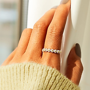 Story Jewellery I Think About You Every Daisy Ring for Women, Daisy Sunflower Rings for Women, Silver Plated Daisy Jewelry Gifts for Mother Daughter Friends, Birthday Christmas Valentines Gifts(Silver 07)