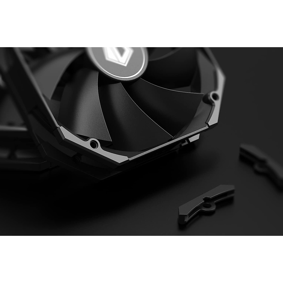 ID-COOLING SE-207-XT Slim 135mm Height All-black CPU Cooler 7 Heat Pipes Dual-Tower CPU Air Cooler with 120mm PWM Fan TDP 220W, CPU Fan for Intel 1700/1200/115X, AMD AM5/AM4