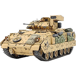 TAMIYA 35264 Desert Storm 1: 35 U.S. M2 A2 Bradley IFV (2)