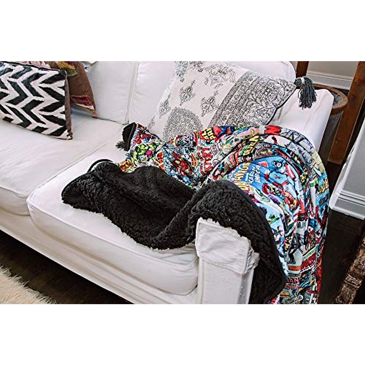 Marvel Comics Oversized Fleece Throw Blanket with Spider-Man, Captain America, Black Panther, More | Superhero Geeky Home Decor | Soft and Cozy Sherpa Blanket | 54 x 72 Inches