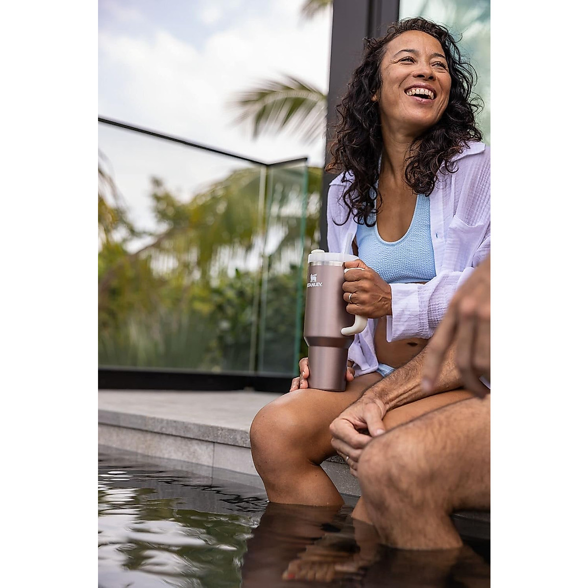 Stanley Quencher H2.0 FlowState Stainless Steel Vacuum Insulated Tumbler with Lid and Straw for Water, Iced Tea or Coffee, Smoothie and More, Rose Quartz Glow, 40 oz