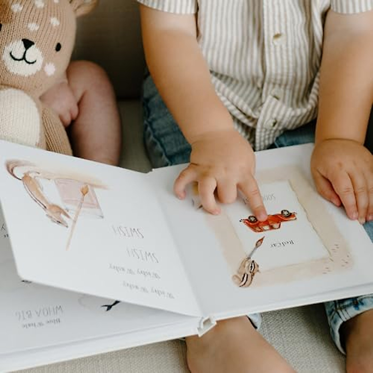 Wishy Washy: A Board Book of First Words and Colors for Growing Minds