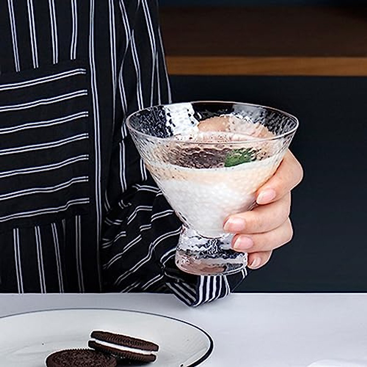 NDSWKR Stemless Martini Glasses Set of 6, 8 Oz Glass Ice Cream Bowls, Crystal Dessert Cup for Sundae, Smoothie, Fruit, Yogurt, Snack, Cocktail, Margarita