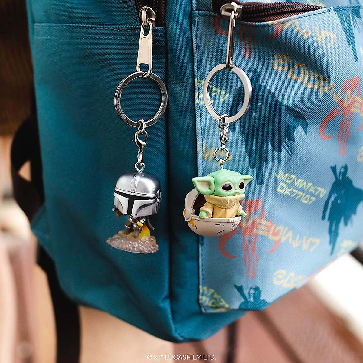 Funko Pop! Keychain: The Mandalorian - Mandalorian with Blaster