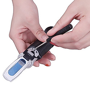 Tiaoyeer Antifreeze Refractometer - 3-in-1 Coolant Tester for Checking Freezing Point, Concentration of Ethylene Glycol or Propylene Based Automobile Antifreeze Coolant and Battery Acid Condition