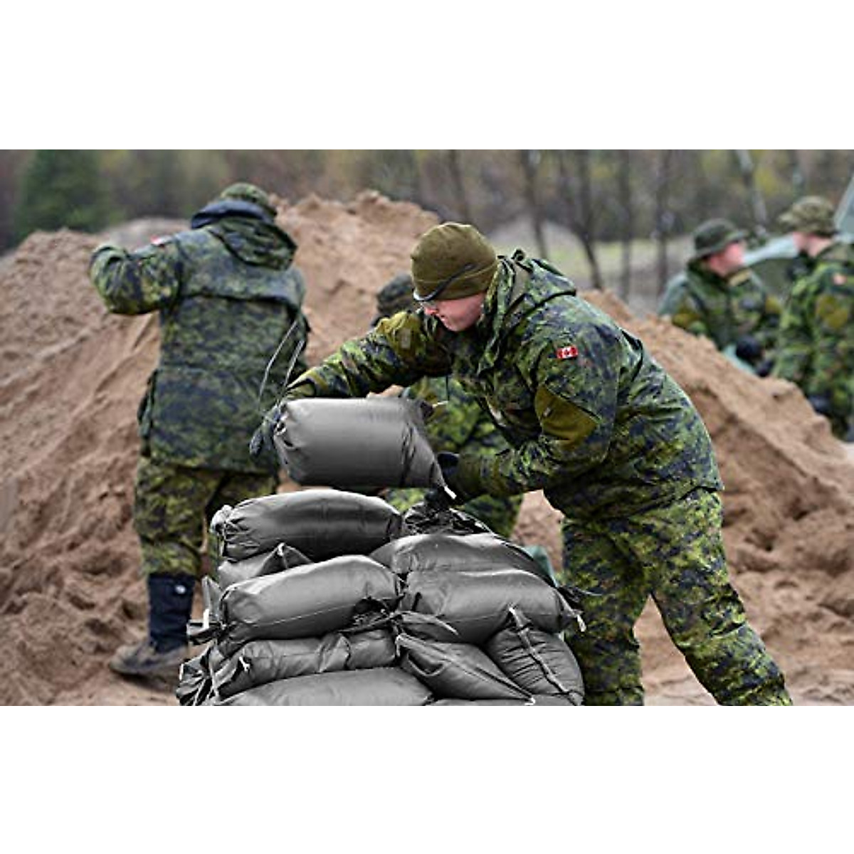 FAMI Empty Black Sandbags with Ties 16" x 25" - Woven Polypropylene Sand Bags, Sandbags for Flooding, Sand Bags Flood Protection(10 Bags)