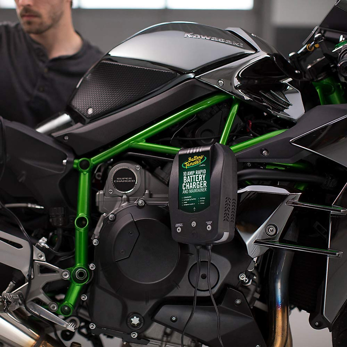 Battery Tender 10 AMP 12V Battery Charger and Maintainer - Automotive Switchable 10 AMP / 6 AMP / 2 AMP - Selectable Chemistry Standard Lithium AGM - Cars SUVs Trucks – 022-0229-DL-WH