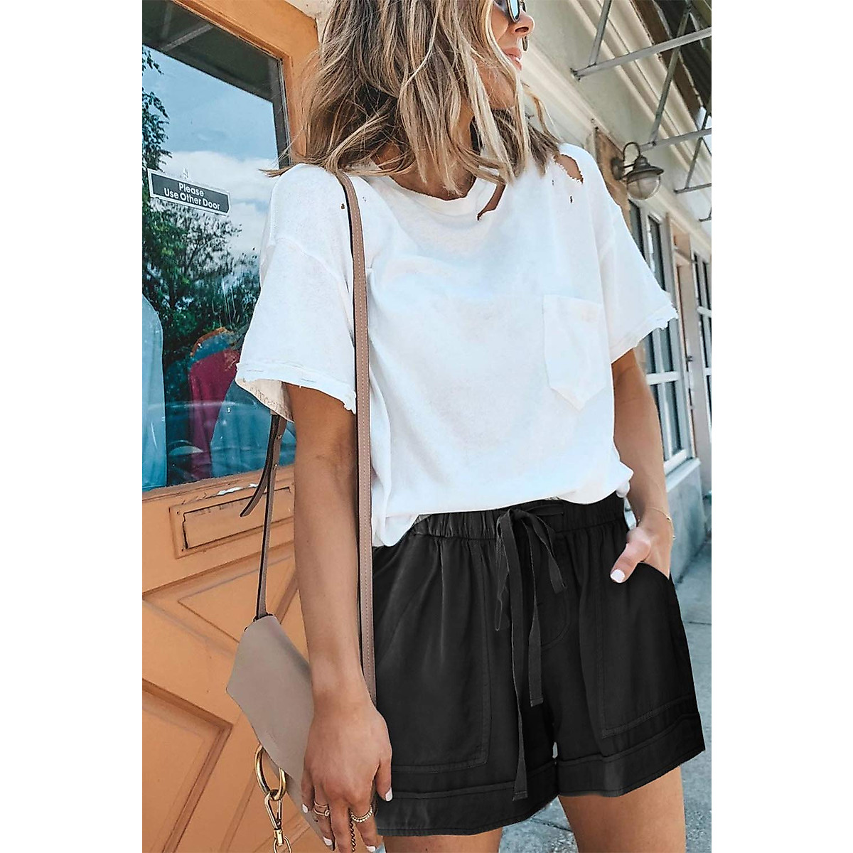 KISSMODA Women's Elastic Waist Shorts Comfy Summer Wide Leg Pockets Pull On Linen Black Shorts with Drawstring