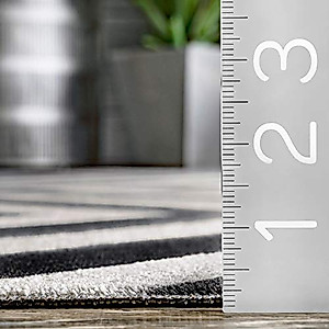 nuLOOM Rayne Diamond Fringe Indoor/Outdoor Area Rug, 8' x 10', Black