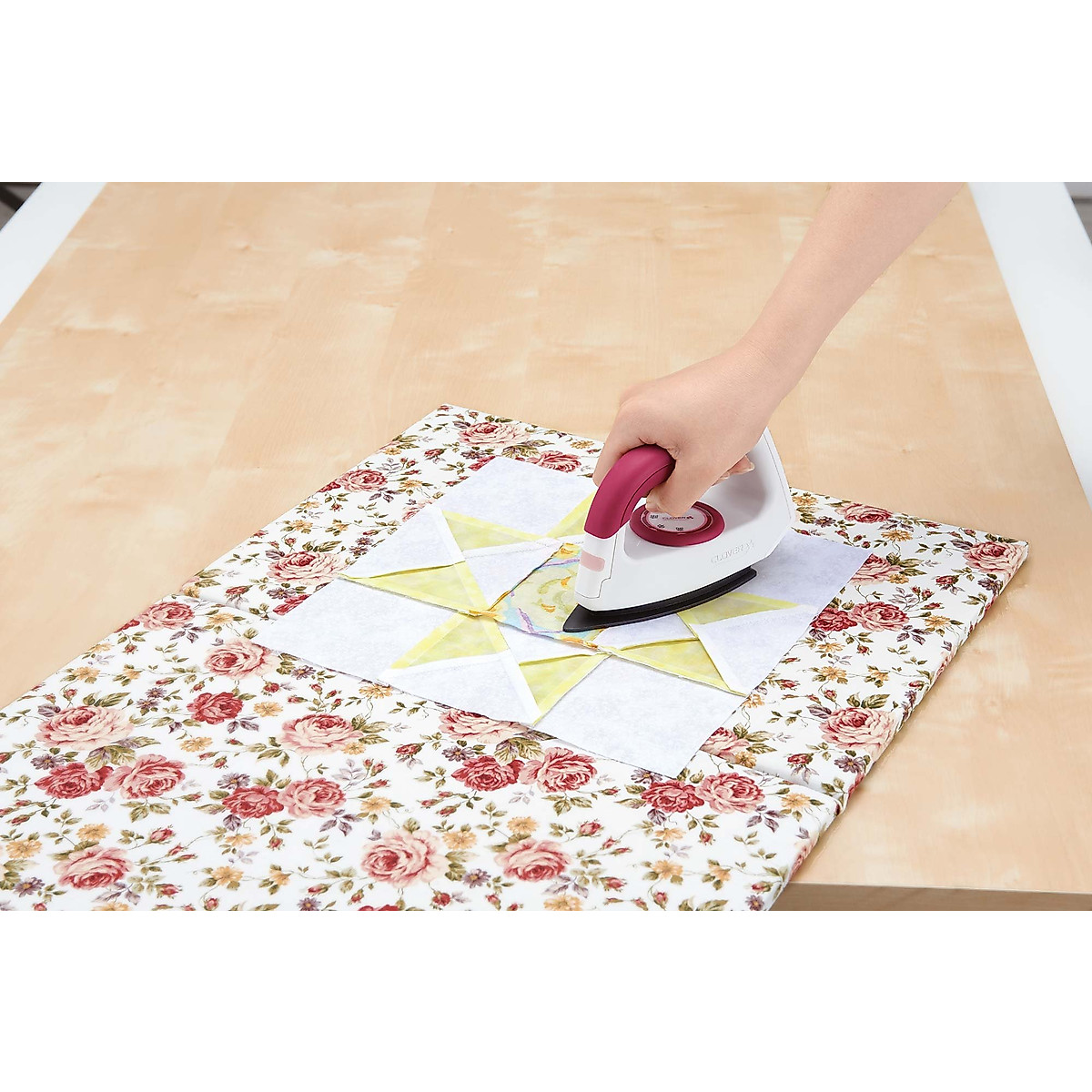 Clover patchwork iron 57-904