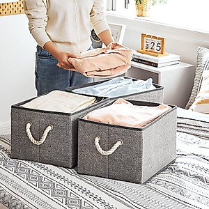 SONGMICS Fabric Storage Boxes, Set of 3 Storage Cubes, Foldable Baskets with Handles, 15.7 x 11.8 x 9.8 Inches, Toy Storage, Linen Pattern, Gray URFB013G01