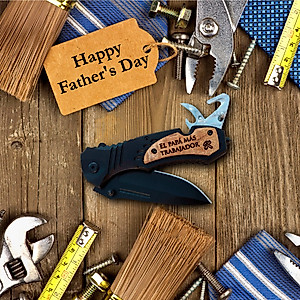 Spanish Latino Mexican Dad Gifts for Christmas, Birthday, Father's Day - El Papa Mas Trabajador - Engraved Pocket Knife for Daddy - Regalos para el dia del Padre de hija e hijo (Trabajador)