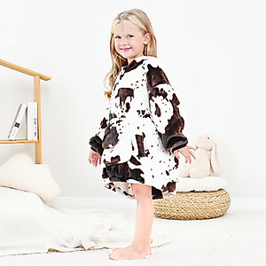 cow print Wearable Blanket Hoodie for Kids Oversize Blanket Hoodies Cozy Black and White Fleece Sweatshirt Blanket Gifts for Girls Boys 2-5 Year Old